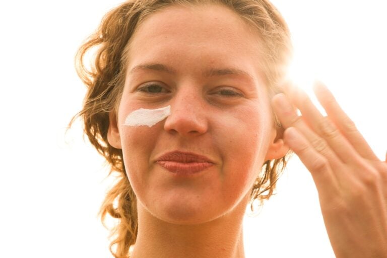 11 Toxic Sunscreen Ingredients to Avoid in 2025 – Suntribe